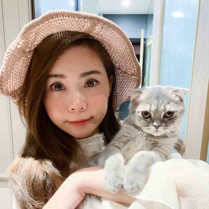 พี่ป๊อปหน้าส่ายตูด พี่แป้งส่ายเอว5555 - @zbing_z in TikTok | Exolyt