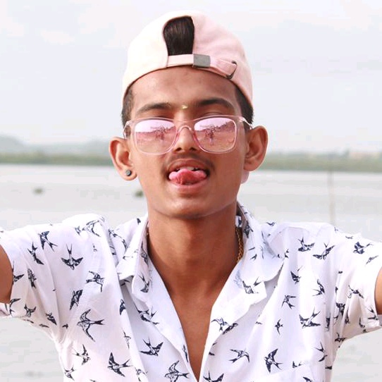 Ghe Ghe sai Dora ️😍😎😂 @manya_07_ - TikTok