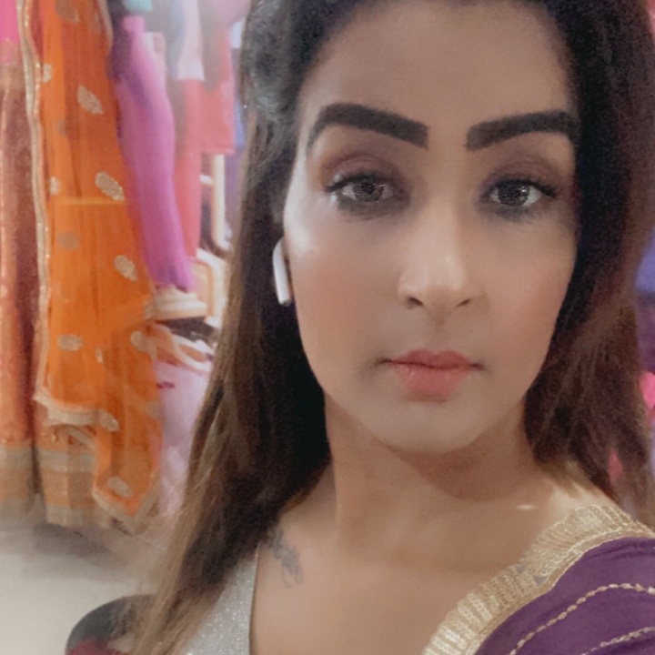 Manreet Kaur's Instagram, Twitter & Facebook on IDCrawl