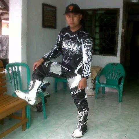 Raeka Valenzuela - @raekavalenzuela TikTok Analytics | Profile, videos ...