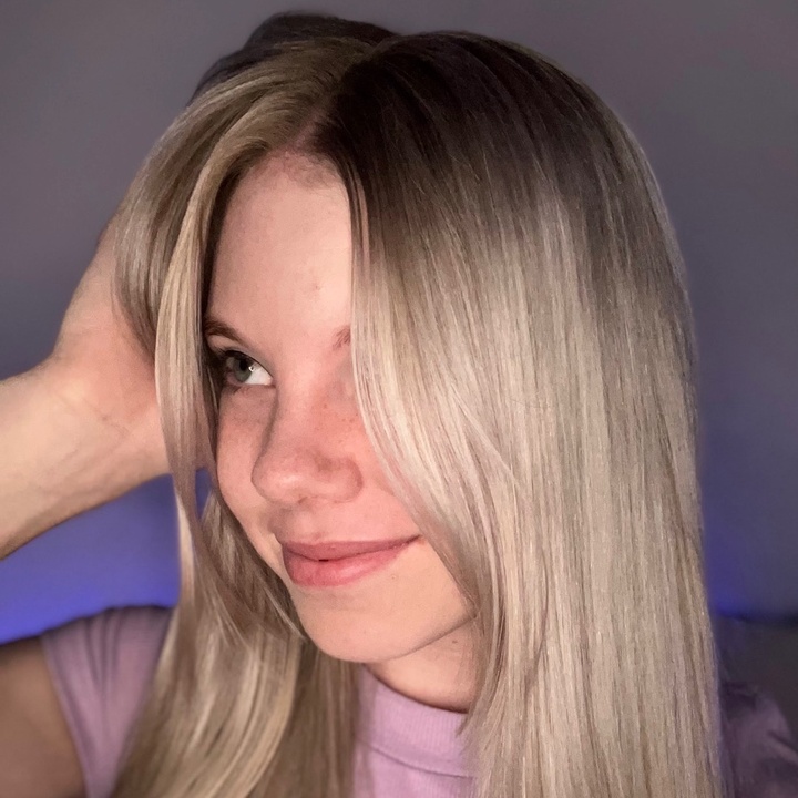 🦄 @emmaa.lin_ - ⤜( 人 )⤏ - TikTok