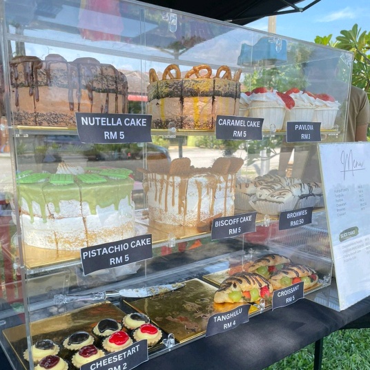 🦄 @makandessertofficial - RED HOUSE 6 BAKERY - TikTok