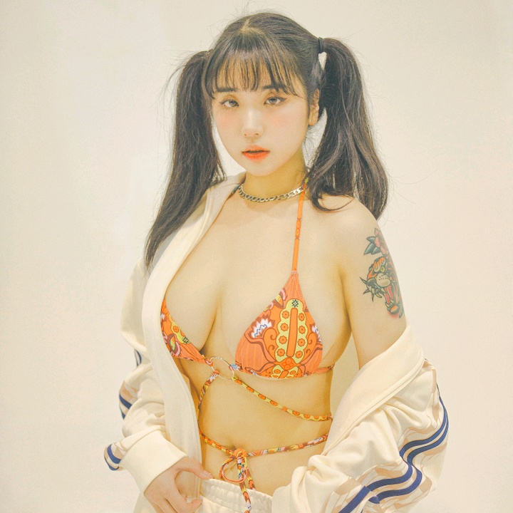 🦄 @e_chi_hh - echi 이치 - TikTok