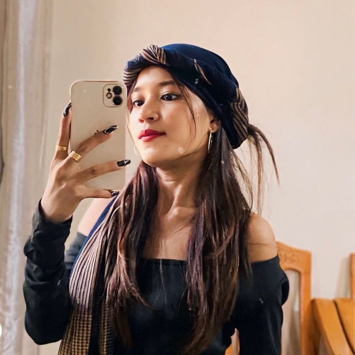 🦄 @hlalonthu5 - Moe Yu Ya