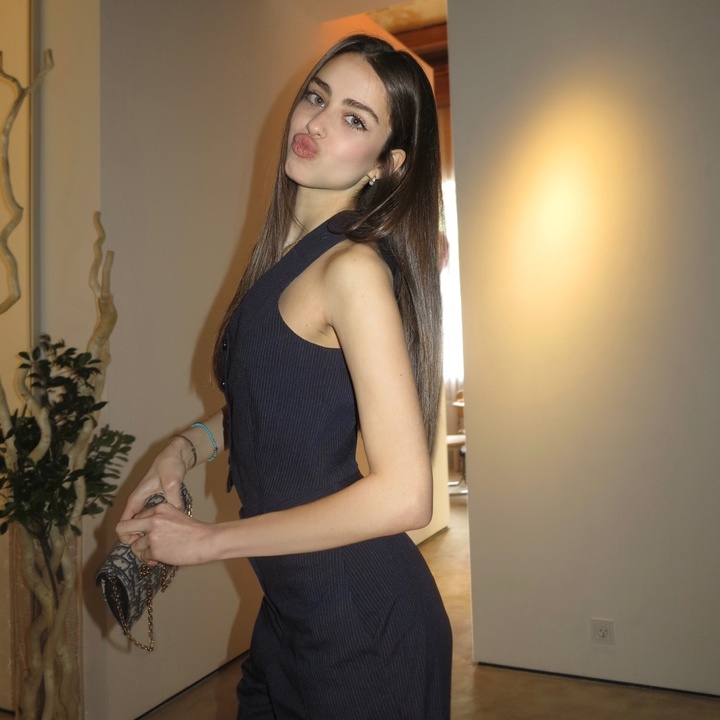 🦄 @.ellina - ellina