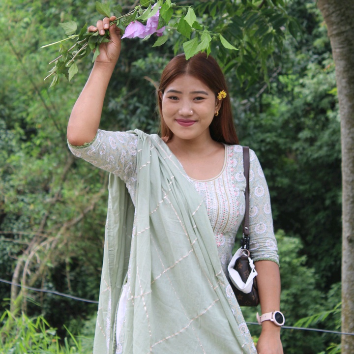 🦄 @rebikalimbu2257 - Rebika😁😍 - TikTok