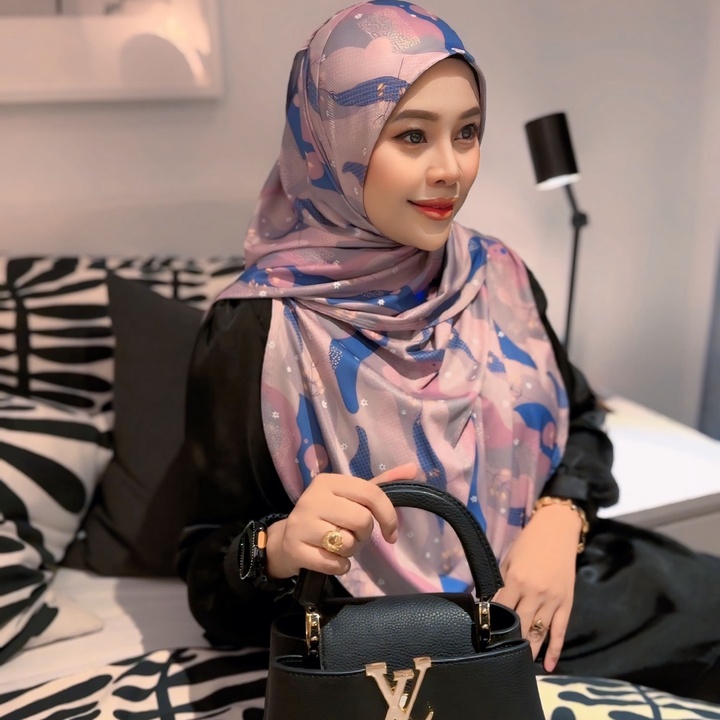 🦄 @foundermodelista - MODELISTA SCARF HQ - TikTok