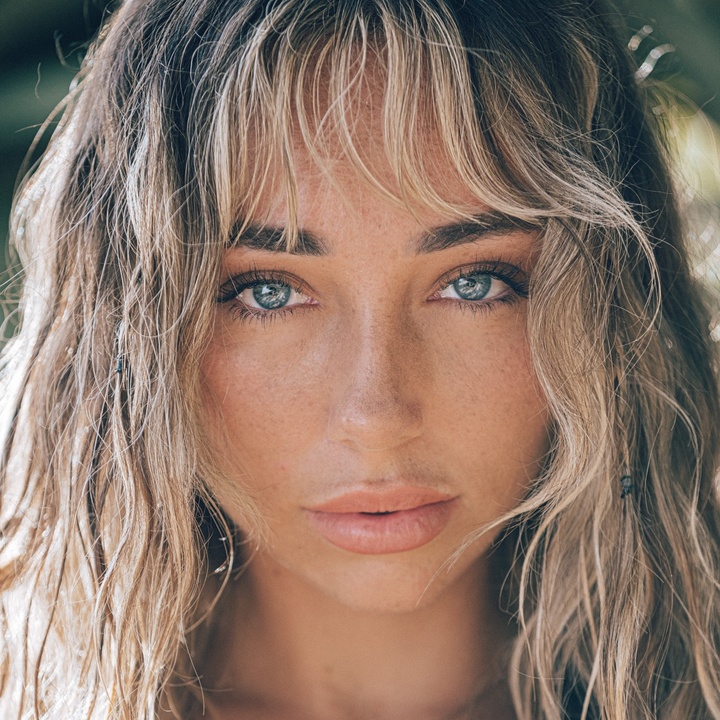 BTS yesterday for @Mane Intimates new | Maddie neville (@maddieneville_)