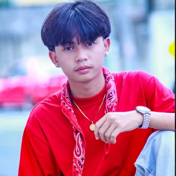 🦄 @2c_than4 - BEAUTY IN & OUT