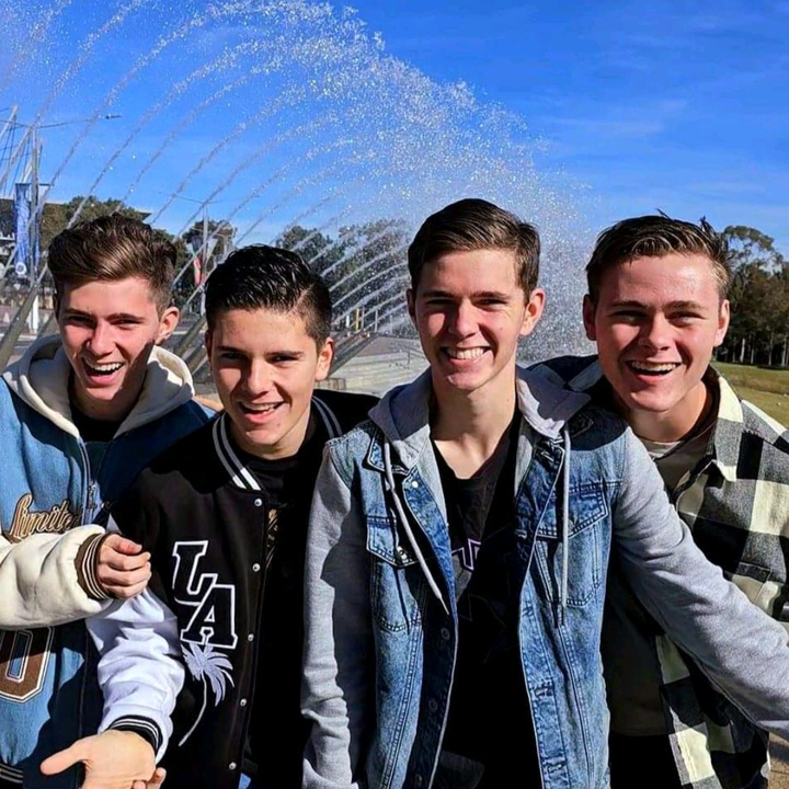 🦄 @aussiebrosquad - aussiebrosquad - TikTok