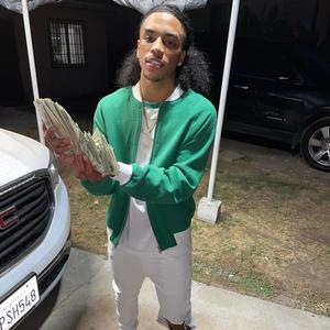 jaycincoo - @jaycincoo TikTok Analytics | Profile, videos & hashtags ...