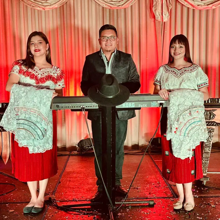 original sound - eugeniopedro1 - Eugenio Pedro y su Marimba - Tiktok videos with song