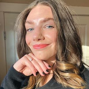 MADI WOOD⚡️YYC📍 - @madiwood_ TikTok Analytics | Profile, videos ...