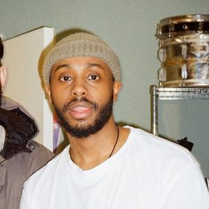 Sharky 🦈- @sharky TikTok 分析|プロフィール、動画、ハッシュタグ | Exolyt