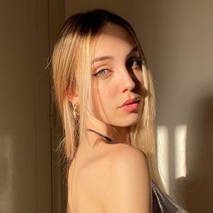 Elena Giannetti- @elenagiannetti TikTok 分析|プロフィール、動画、ハッシュタグ | Exolyt
